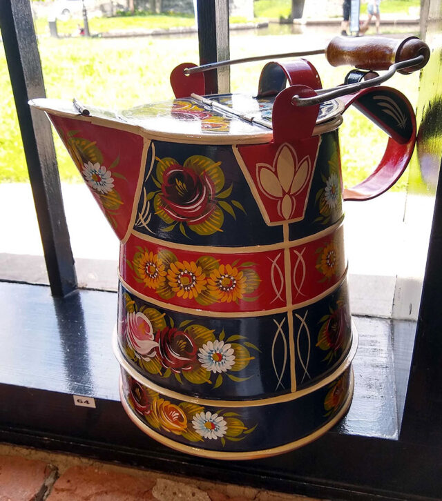 Life on the canal - Pontcysyllte Aqueduct and Canal World Heritage site